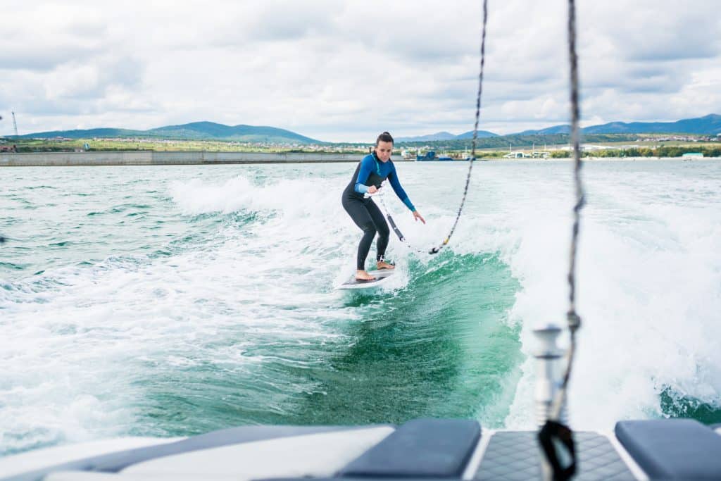 Everything You Need To Know About Wakesurfing